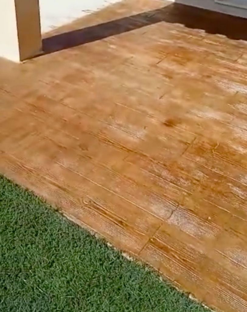 Resina con acabado rústico | RenoMax